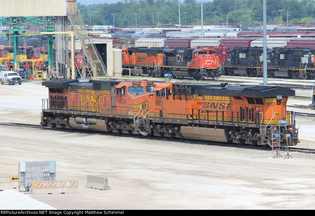 BNSF 4036 & BNSF 8003